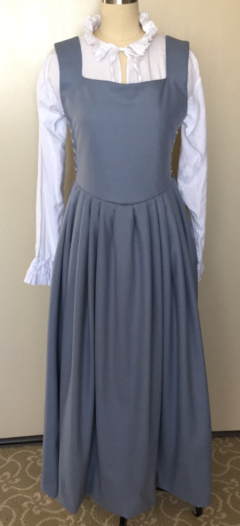 Tudor Kirtle (Part 3): Kirtle and Smock | Fresh Frippery