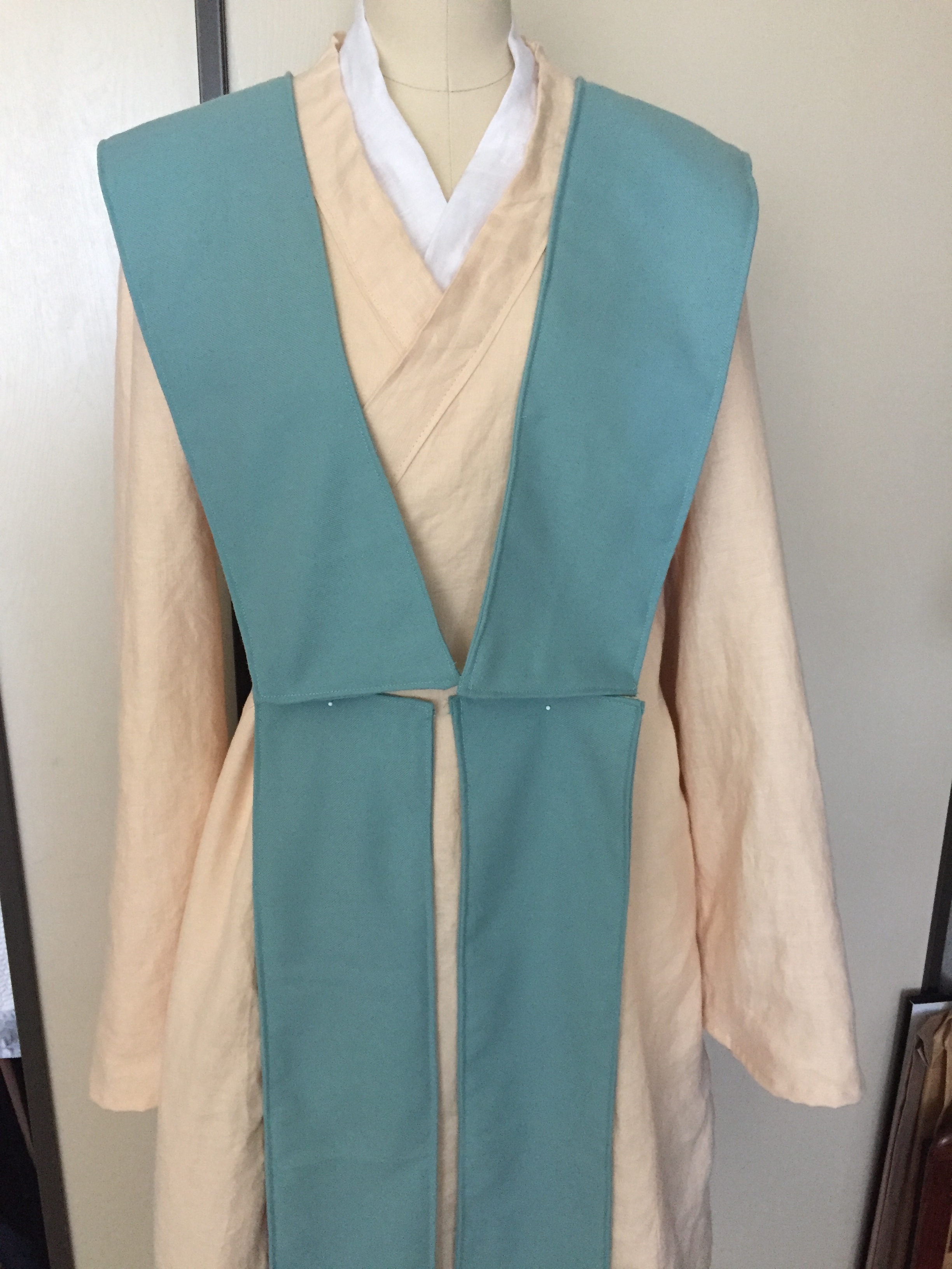 DIY Generic Jedi Costume for Rebel Legion (A Head to Toe Guide) | Fresh ...