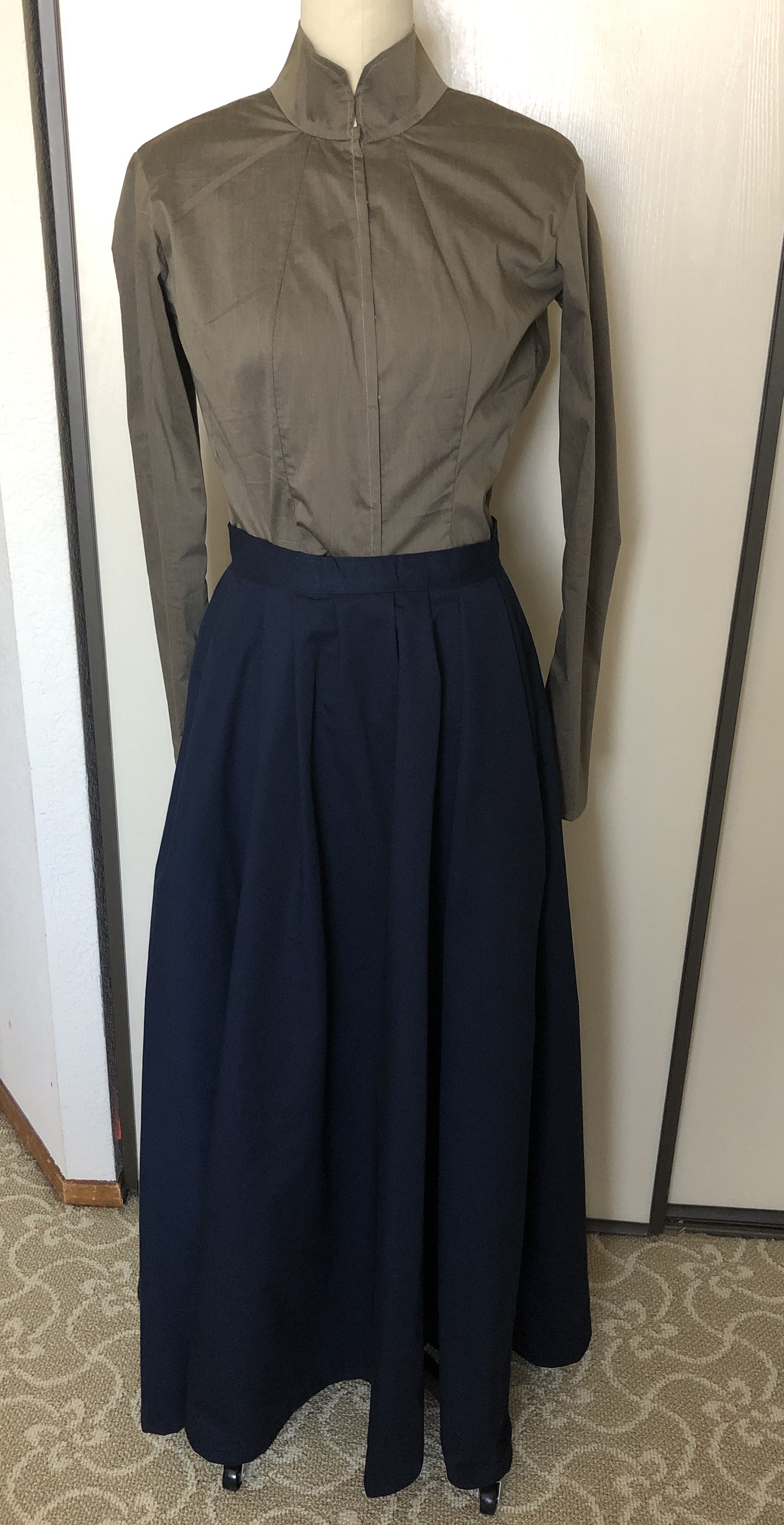 Jedi Librarian / Archivist Costume for Rebel Legion | Fresh Frippery