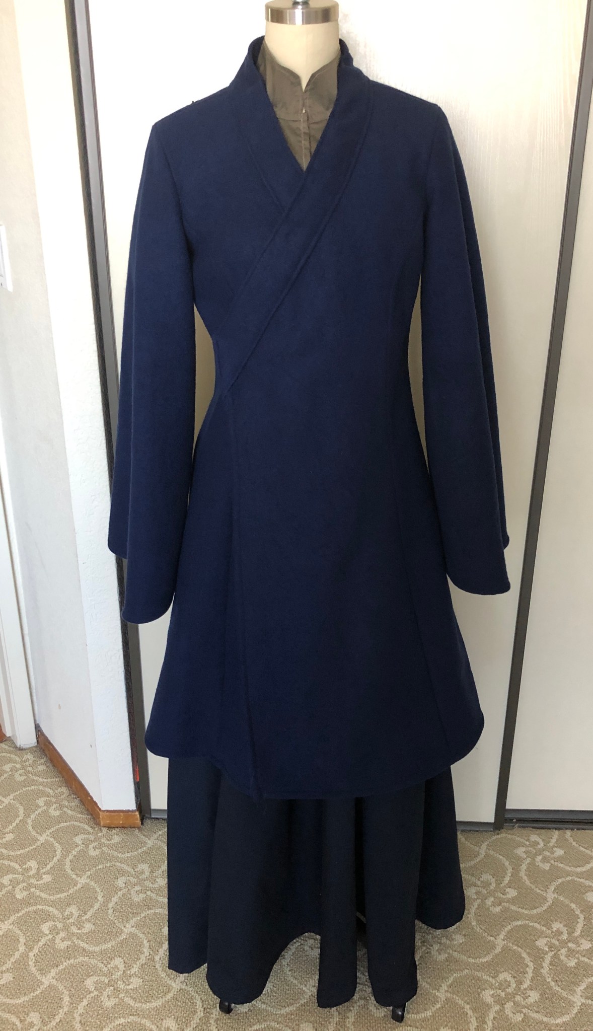 Jedi Librarian / Archivist Costume for Rebel Legion | Fresh Frippery